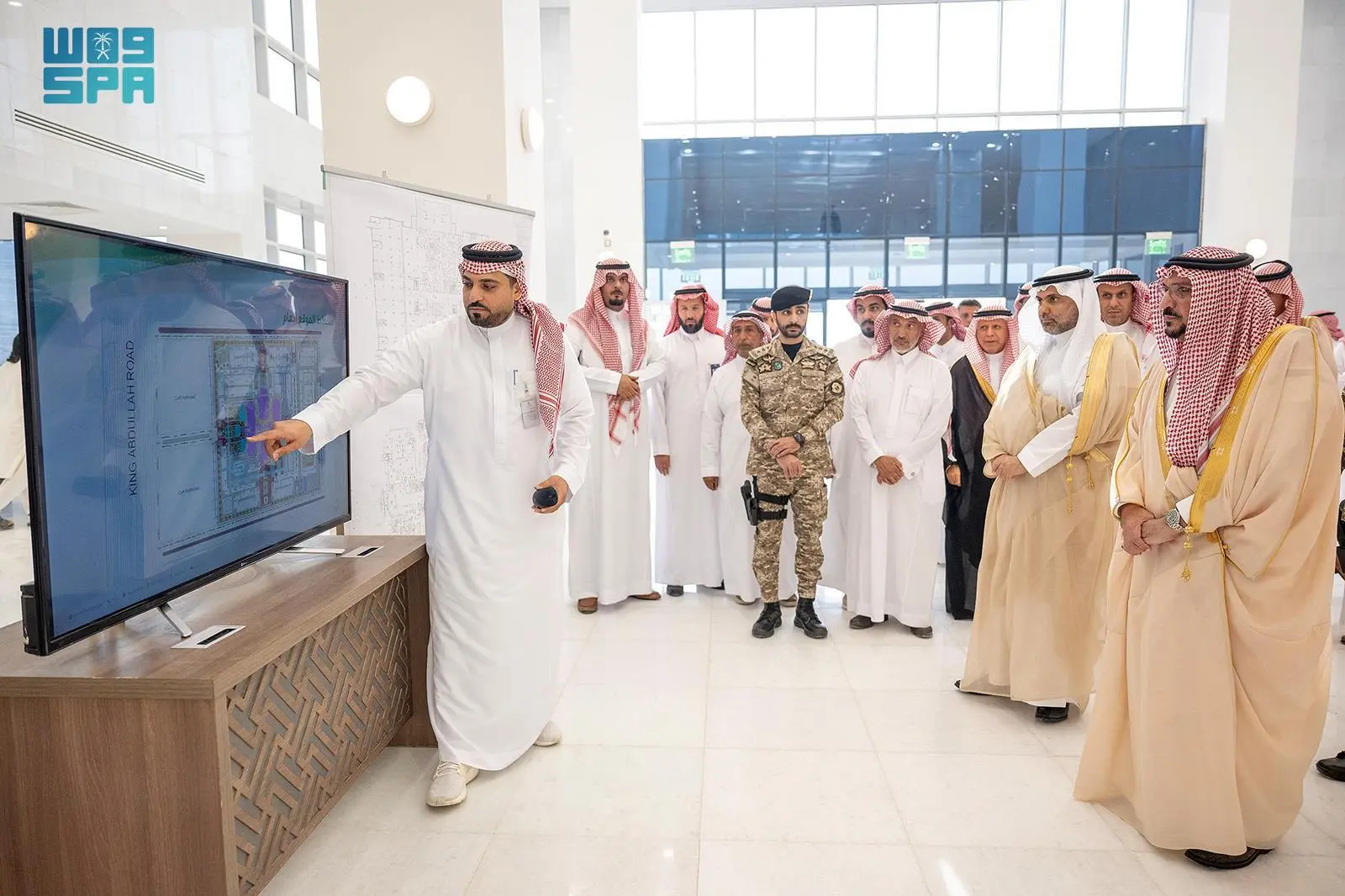 أمير القصيم يتفقد مشروع مستشفى شمال بريدة بتكلفة 262 مليون ريال وبسعة ...